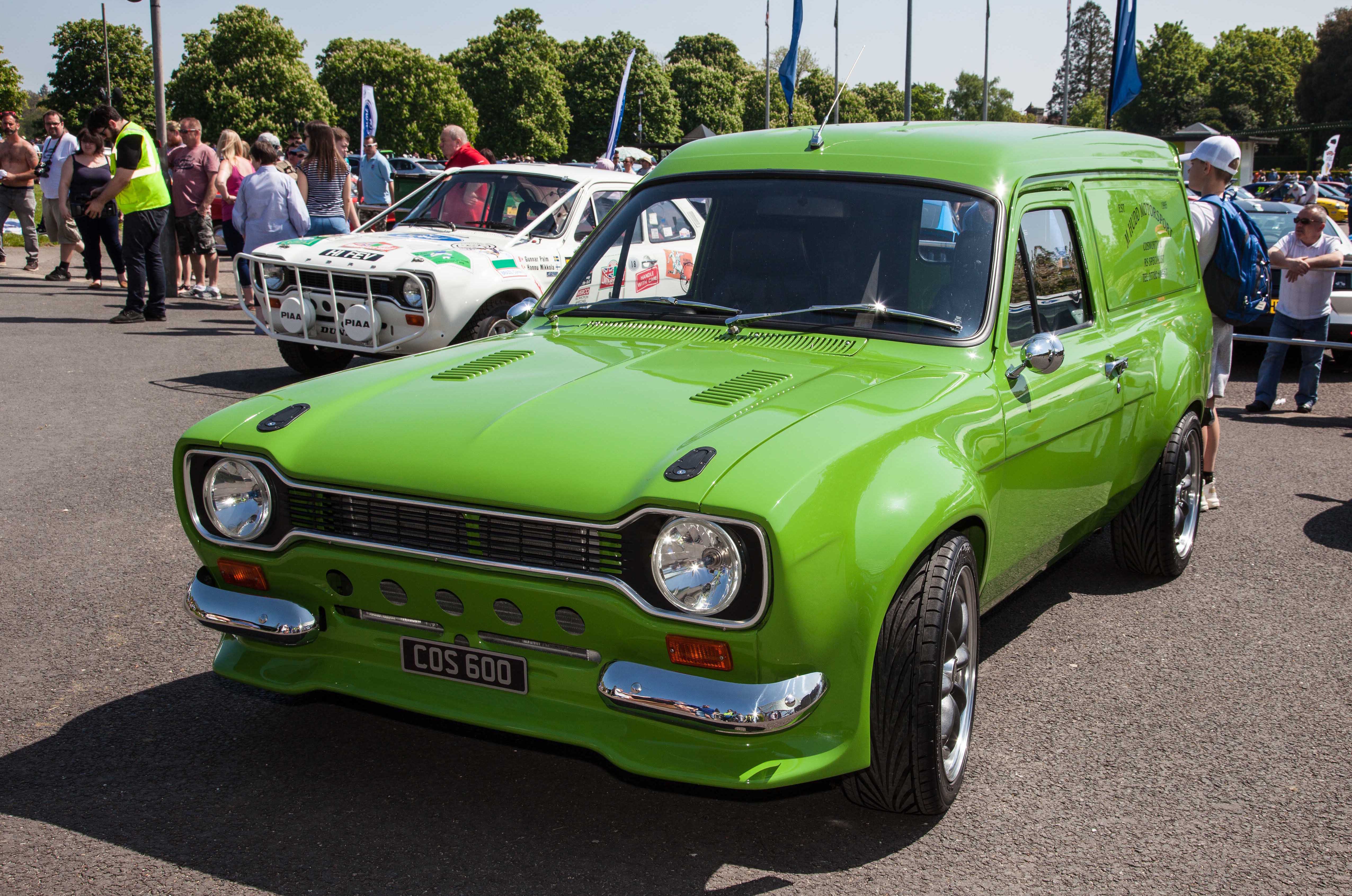 Beaulieu celebrates biggest-ever Simply Ford | Classic & Sports Car