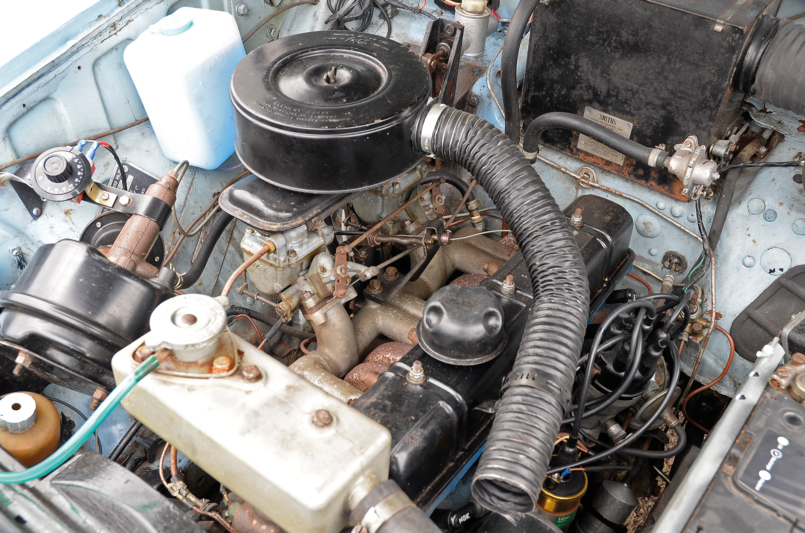 Classifieds tested: Standard Vanguard Luxury 6 for £7950 | Classic ...