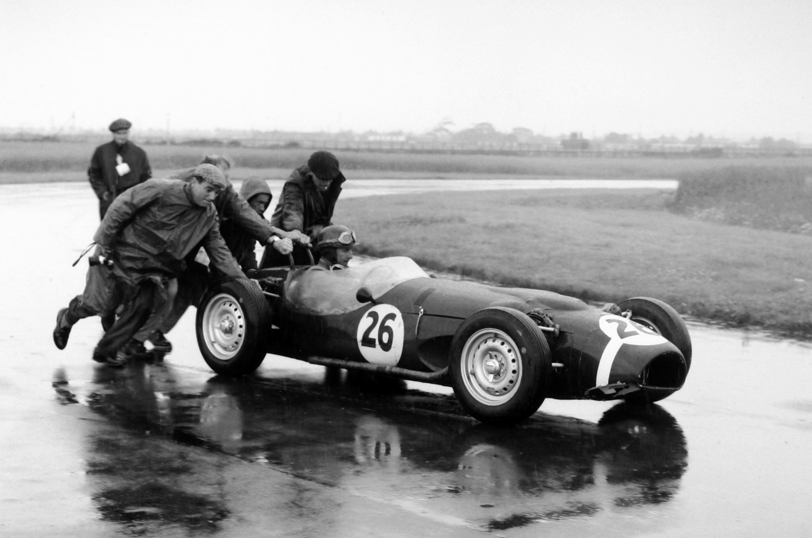 Why the P99’s taking centre stage at the London Classic Car Show ...