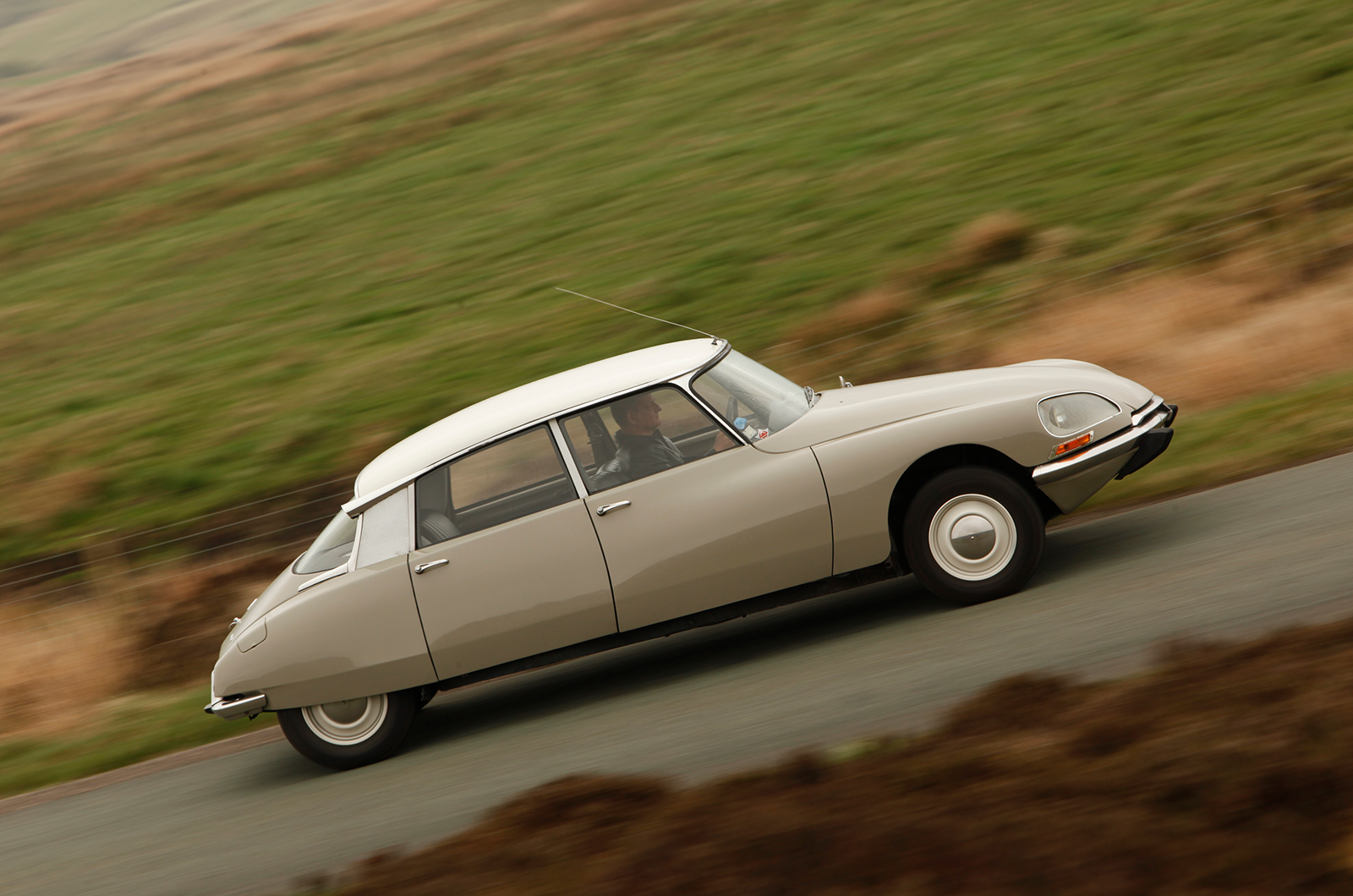 Vive la difference! The evolution the Citroën DS, CX, XM and C6 ...