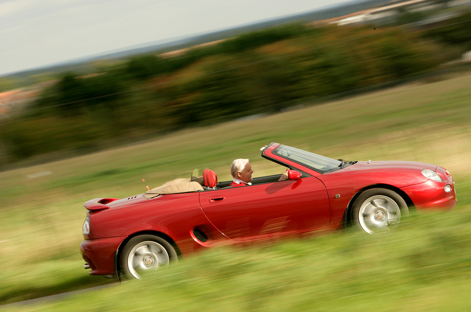 19 undervalued classic cars from the 1990s | Classic & Sports Car