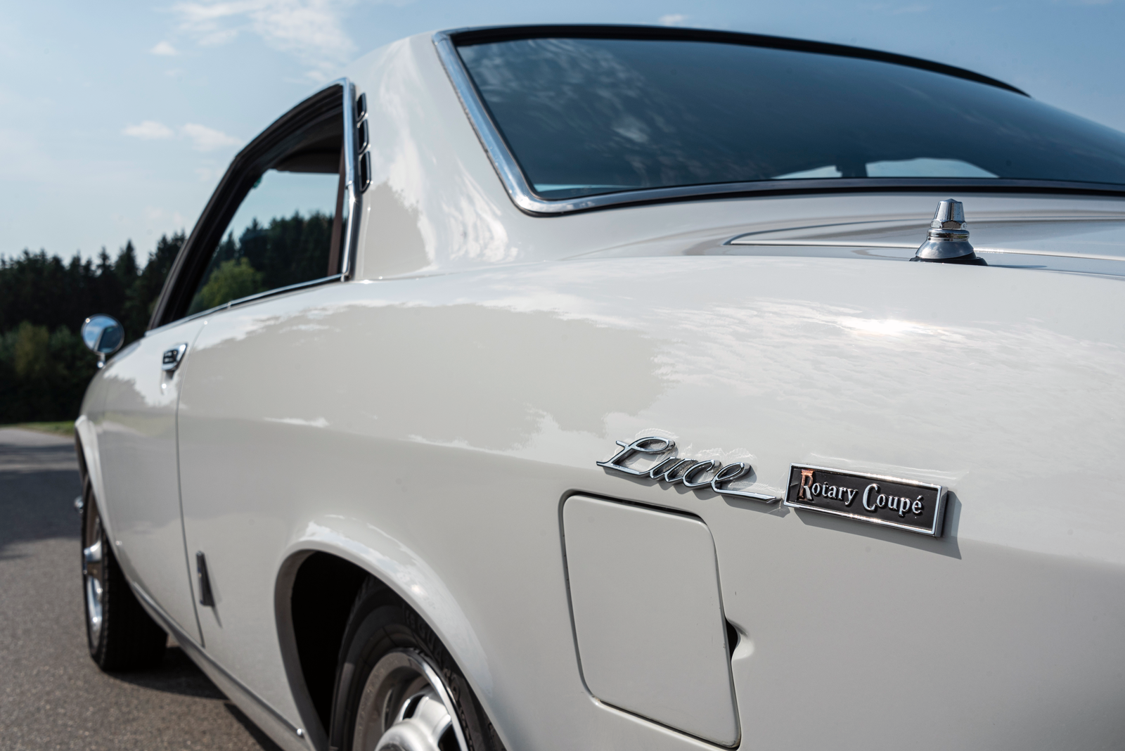 Quiet revolutionary: Mazda R130 Luce | Classic & Sports Car