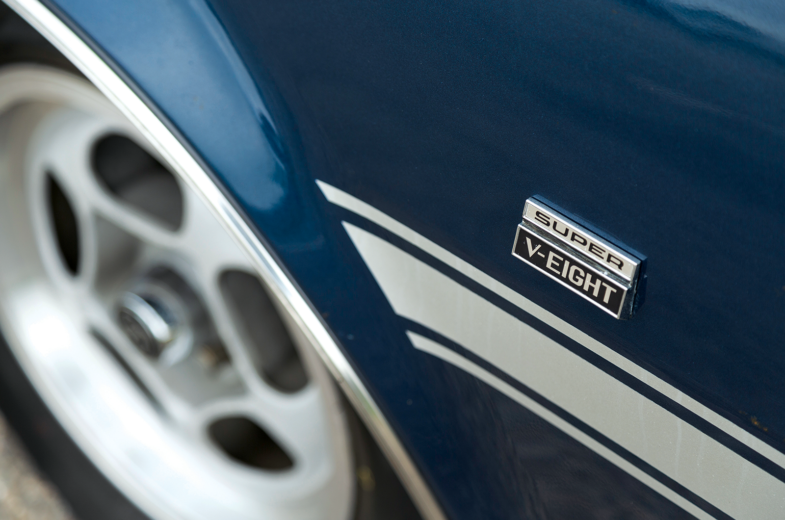 Leyland P76: a great Briton Down Under | Classic & Sports Car