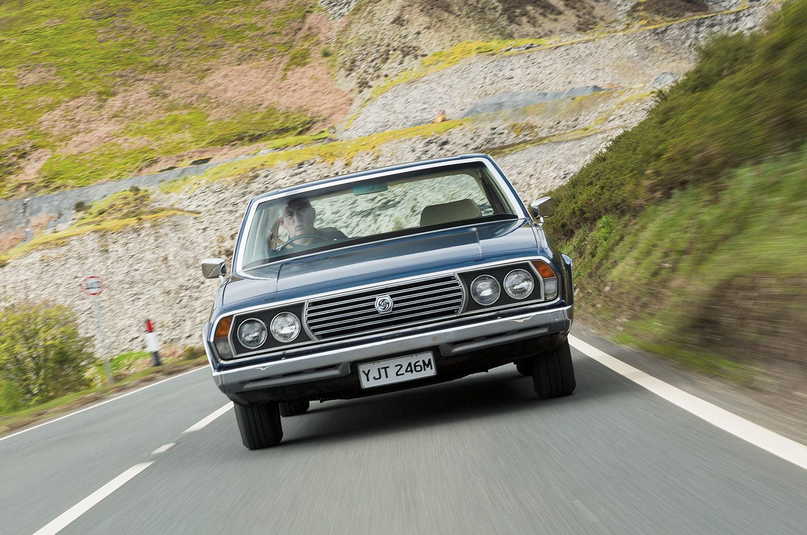 Leyland P76: a great Briton Down Under | Classic & Sports Car