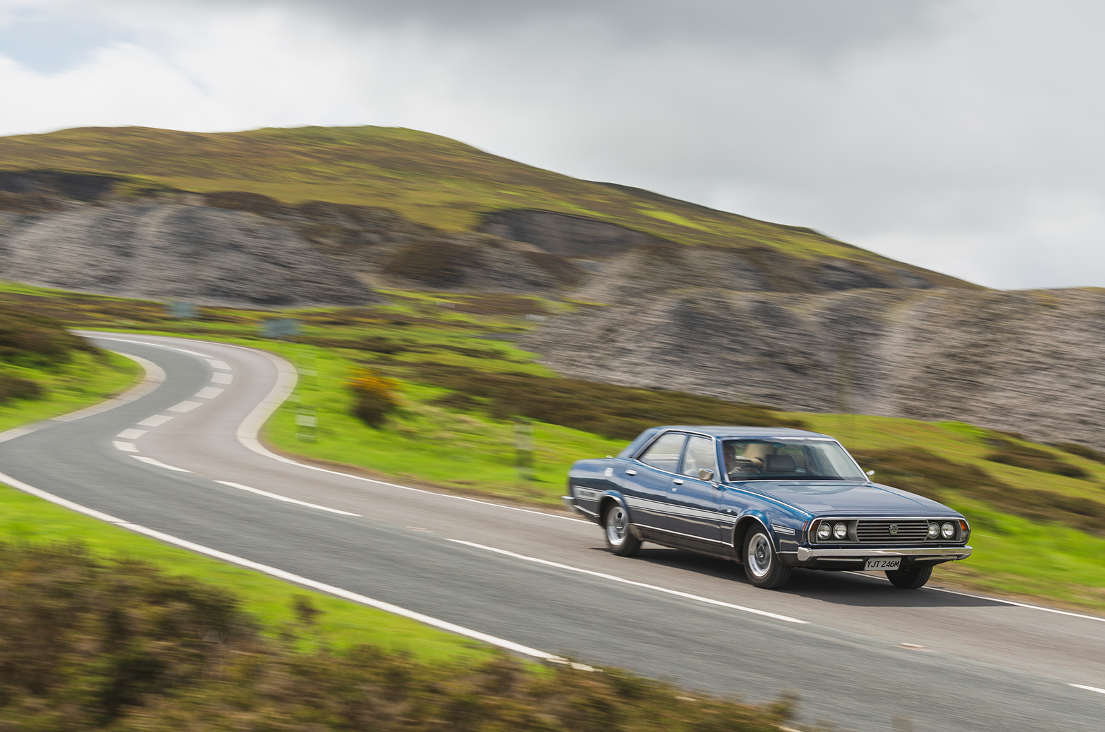 Leyland P76: a great Briton Down Under | Classic & Sports Car