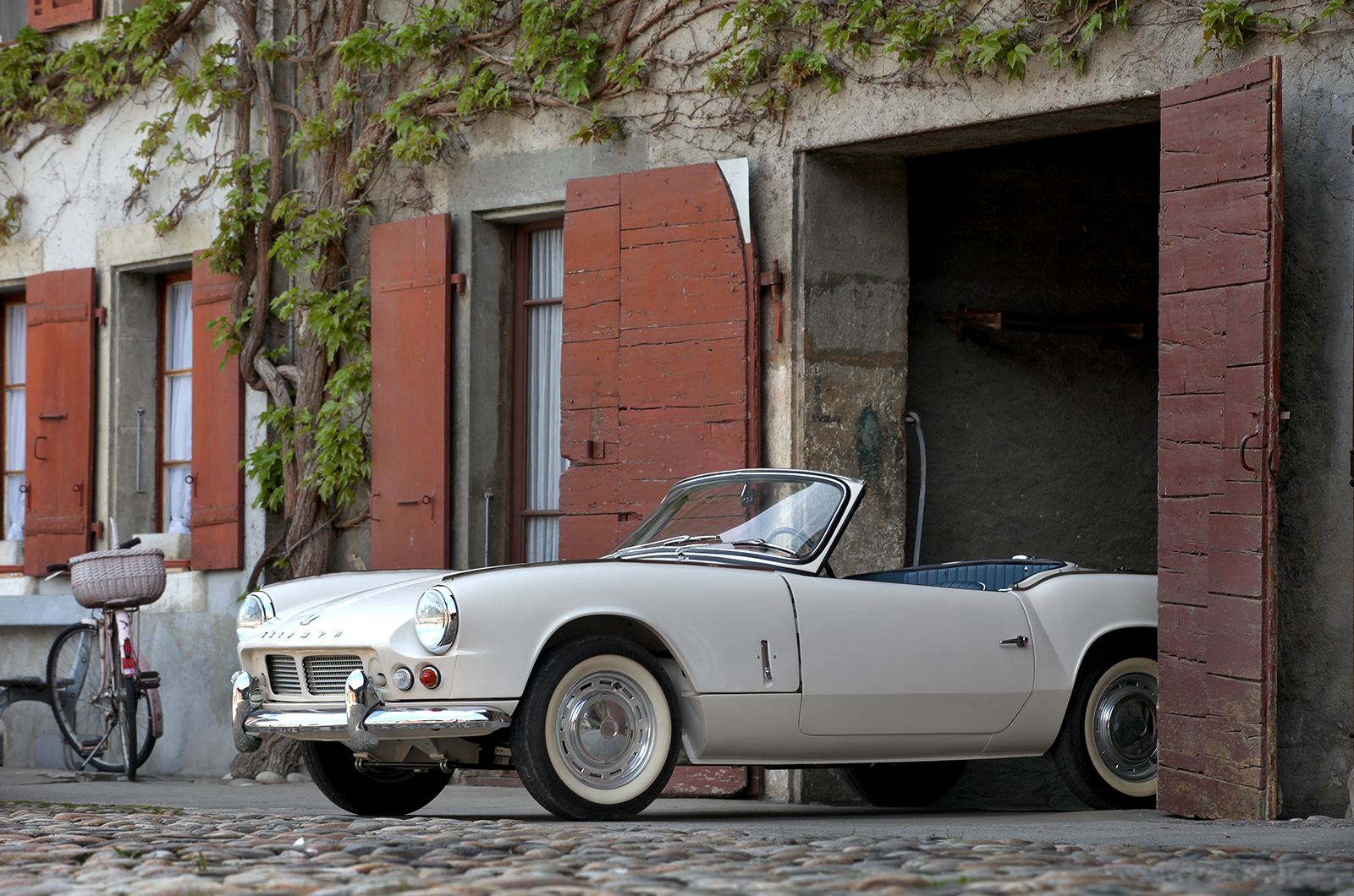 Triumph Spitfire Mk1: Alpine adventure | Classic & Sports Car