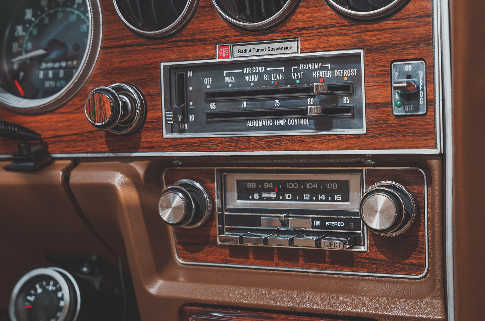 Pontiac Grand Prix: excess all areas | Classic & Sports Car