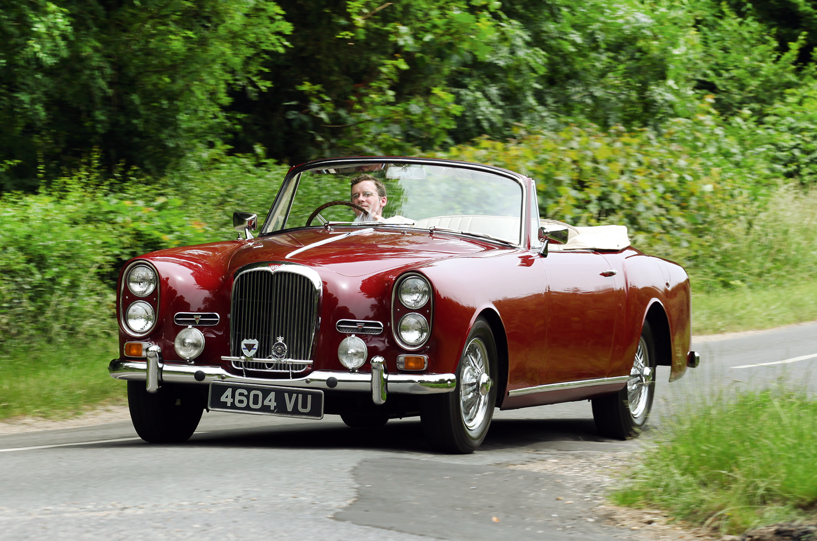 Alvis TE21 family: saloon, drophead and stylish Graber | Classic ...
