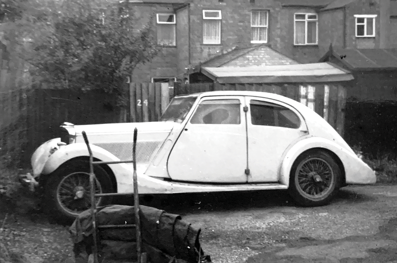 Talbot 105 B1 Airline: from tired classic car to concours standout ...