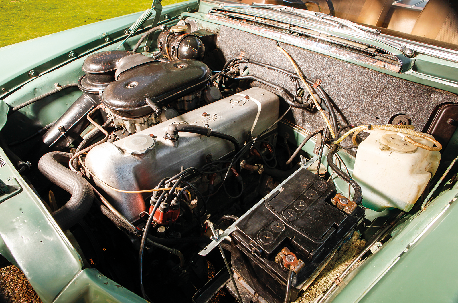 Mercedes-Benz Universal vs Vanden Plas Countryman: beautifully ...