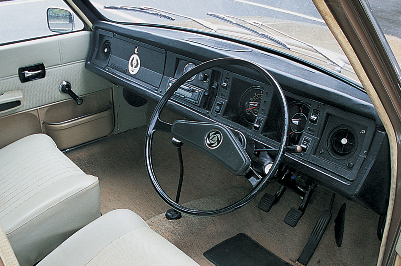 Austin Kimberley X6: Australia’s Landcrab | Classic & Sports Car