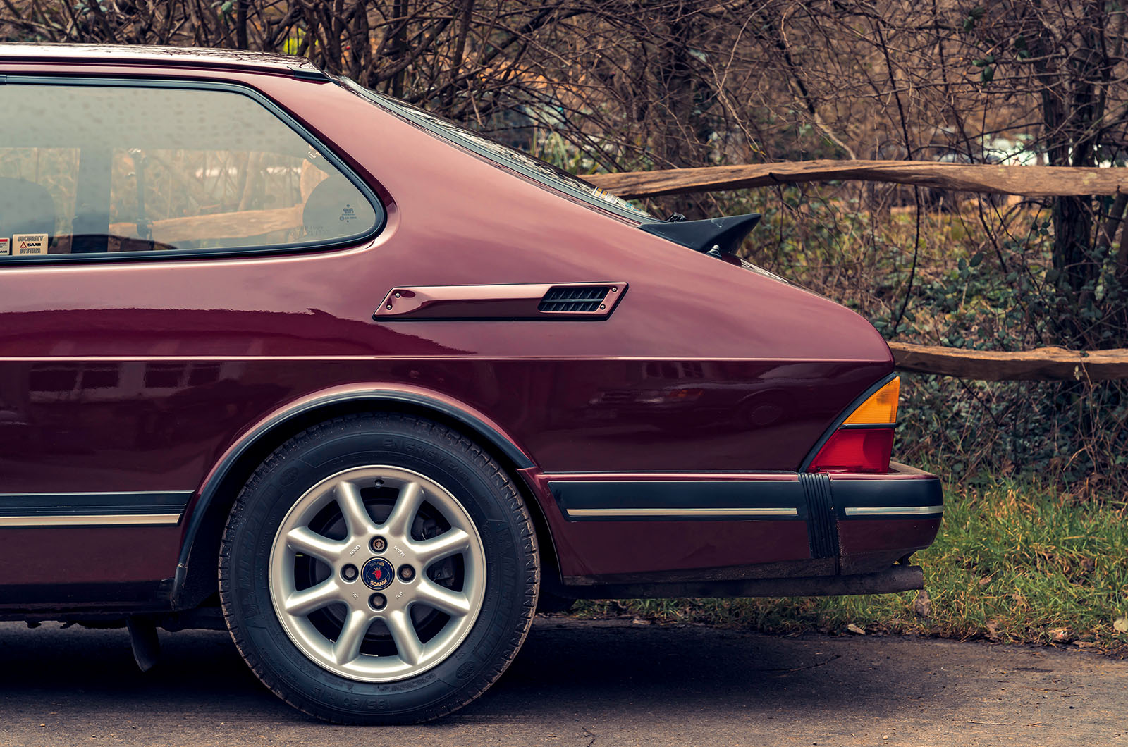 Saab 900s: safe as houses | Classic & Sports Car