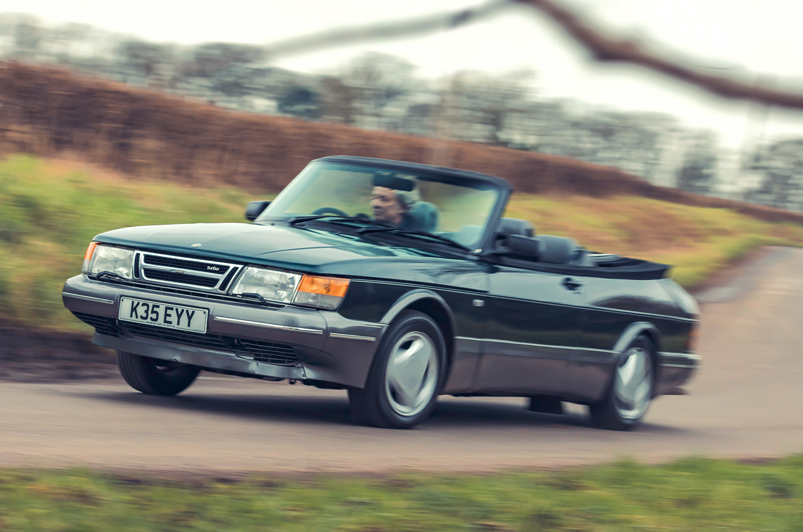 Saab 900s: safe as houses | Classic & Sports Car