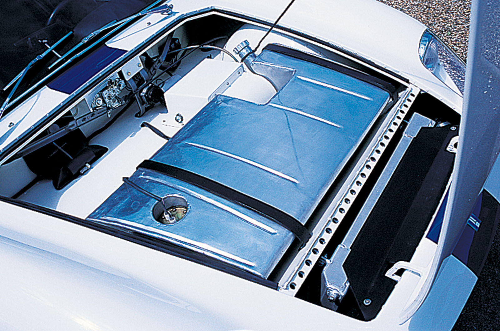 De Tomaso Vallelunga: mid-engined marvel | Classic & Sports Car