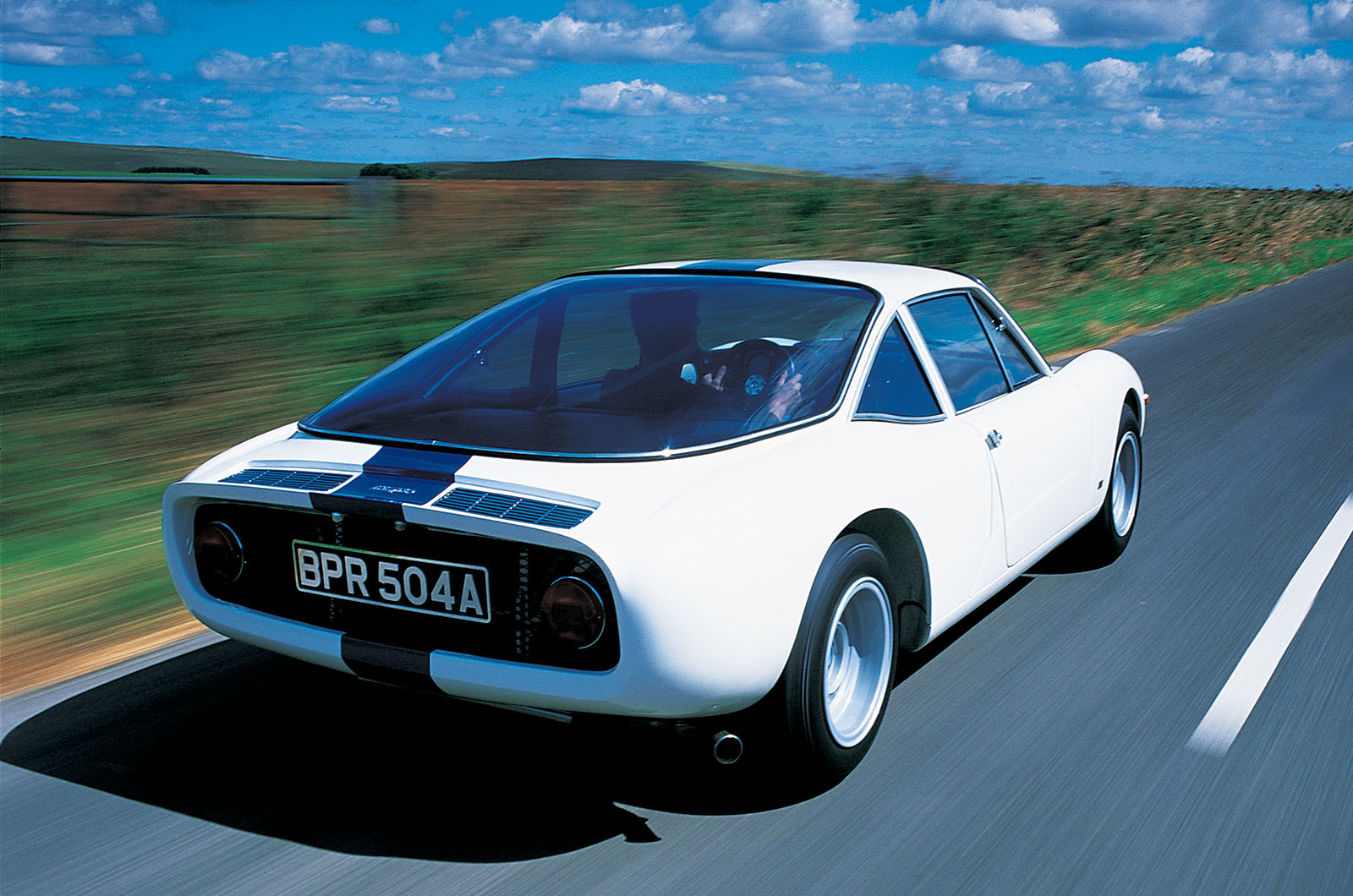 De Tomaso Vallelunga: mid-engined marvel | Classic & Sports Car
