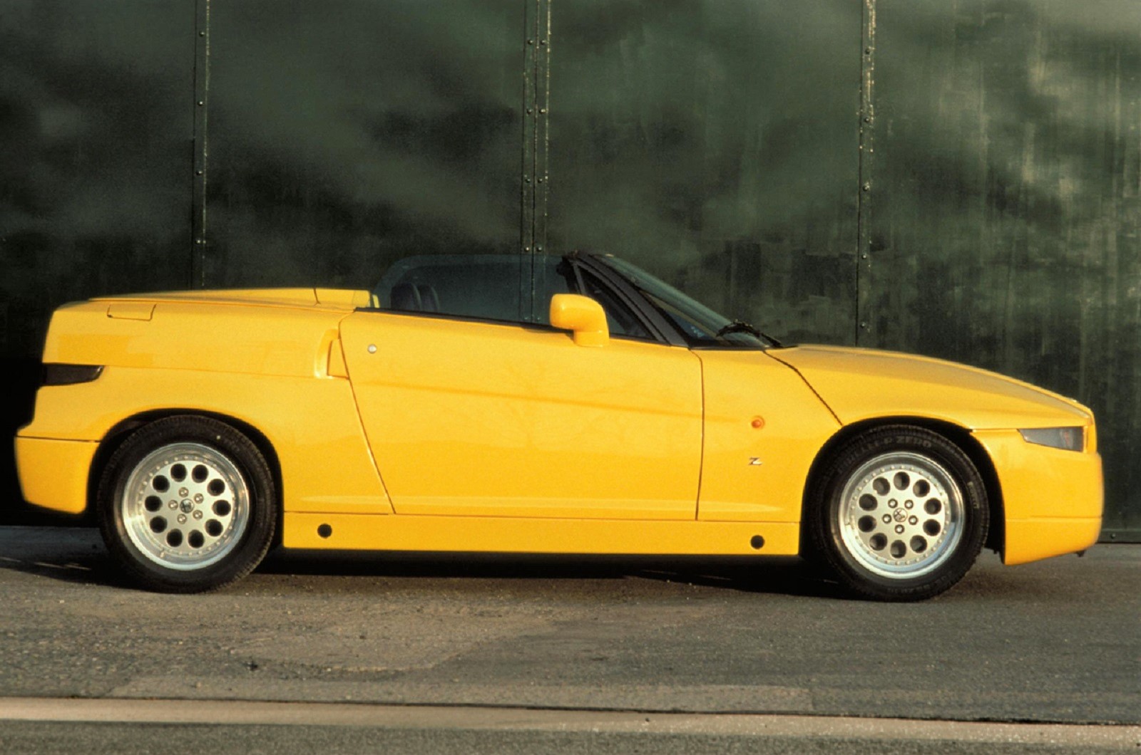 20 overlooked classic drop-tops | Classic & Sports Car