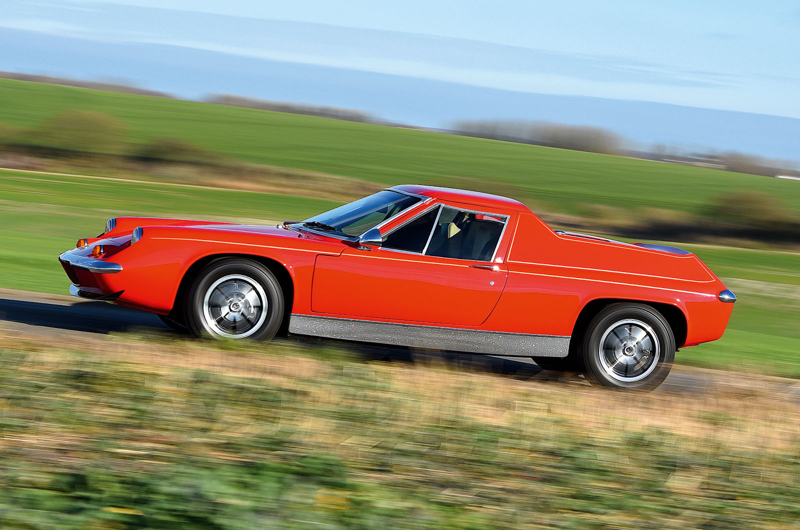10 very aerodynamic classic cars | Classic & Sports Car