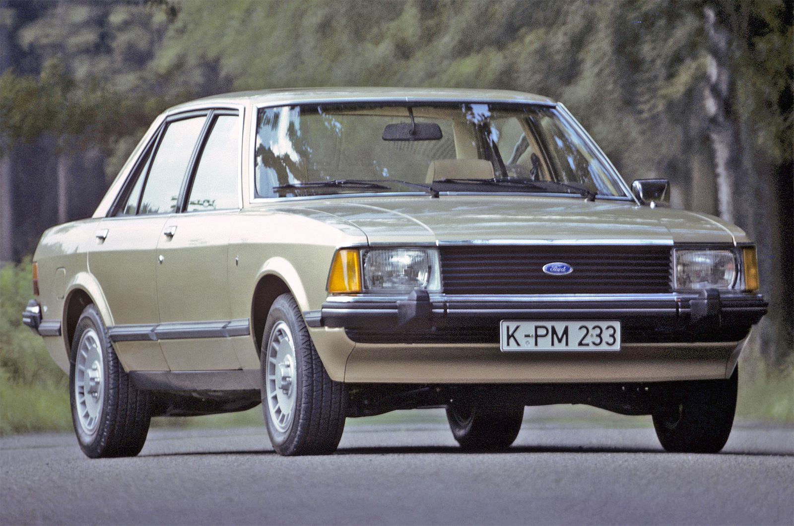 Carros de turismo dos anos 80 que o tempo esqueceu | Classic & Sports Car