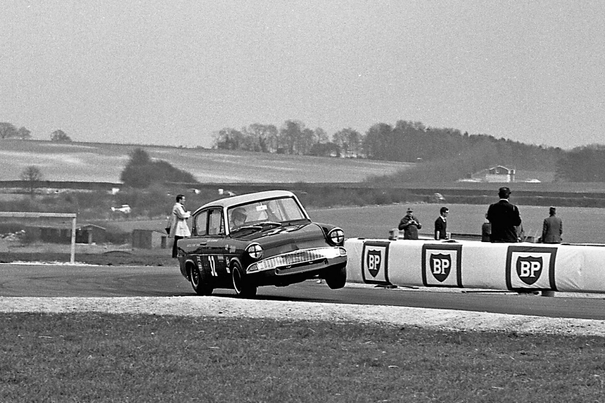 British Touring Cars to light up Classic Nostalgia | Classic & Sports Car