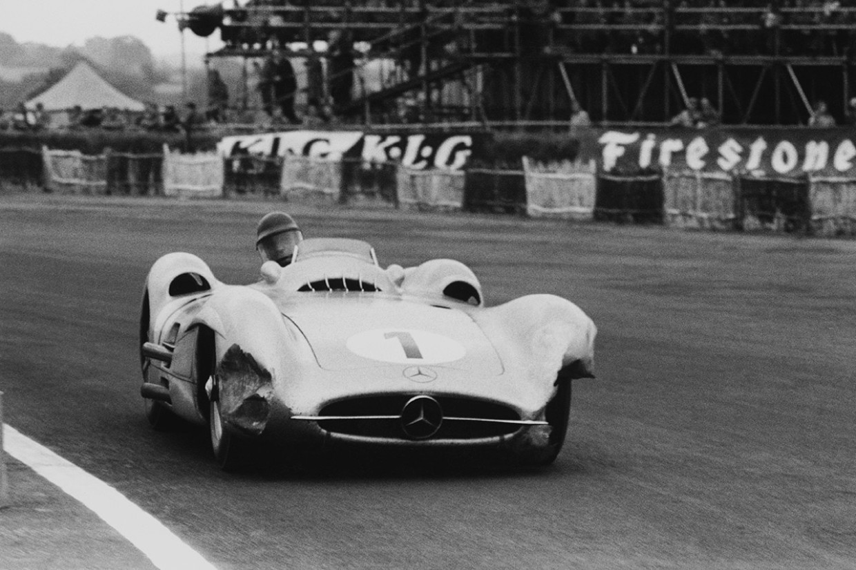 Which F1 car visually changed most during a season? : r/formula1