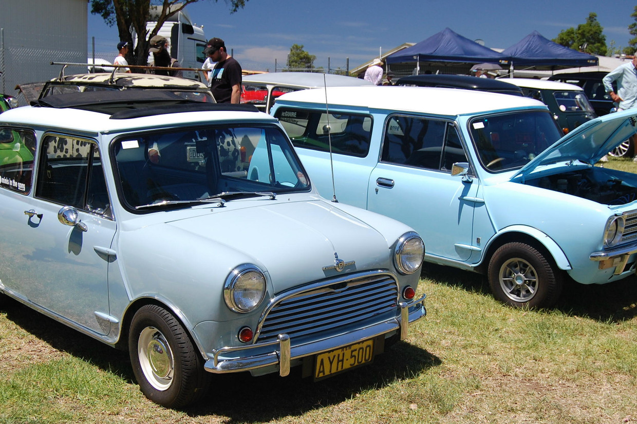 Minis shine in the sun at Australian meet | Classic & Sports Car