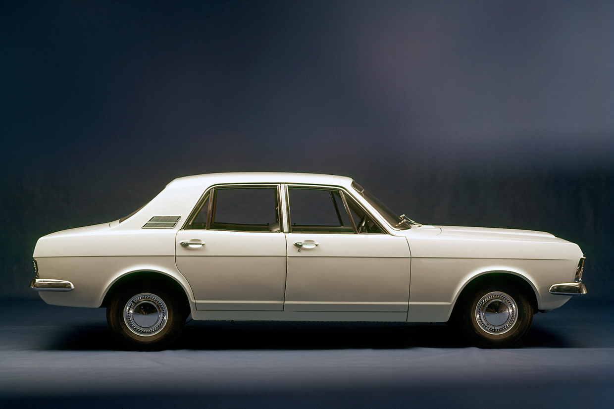 Guilty pleasures: Ford Zephyr/Zodiac MkIV | Classic & Sports Car