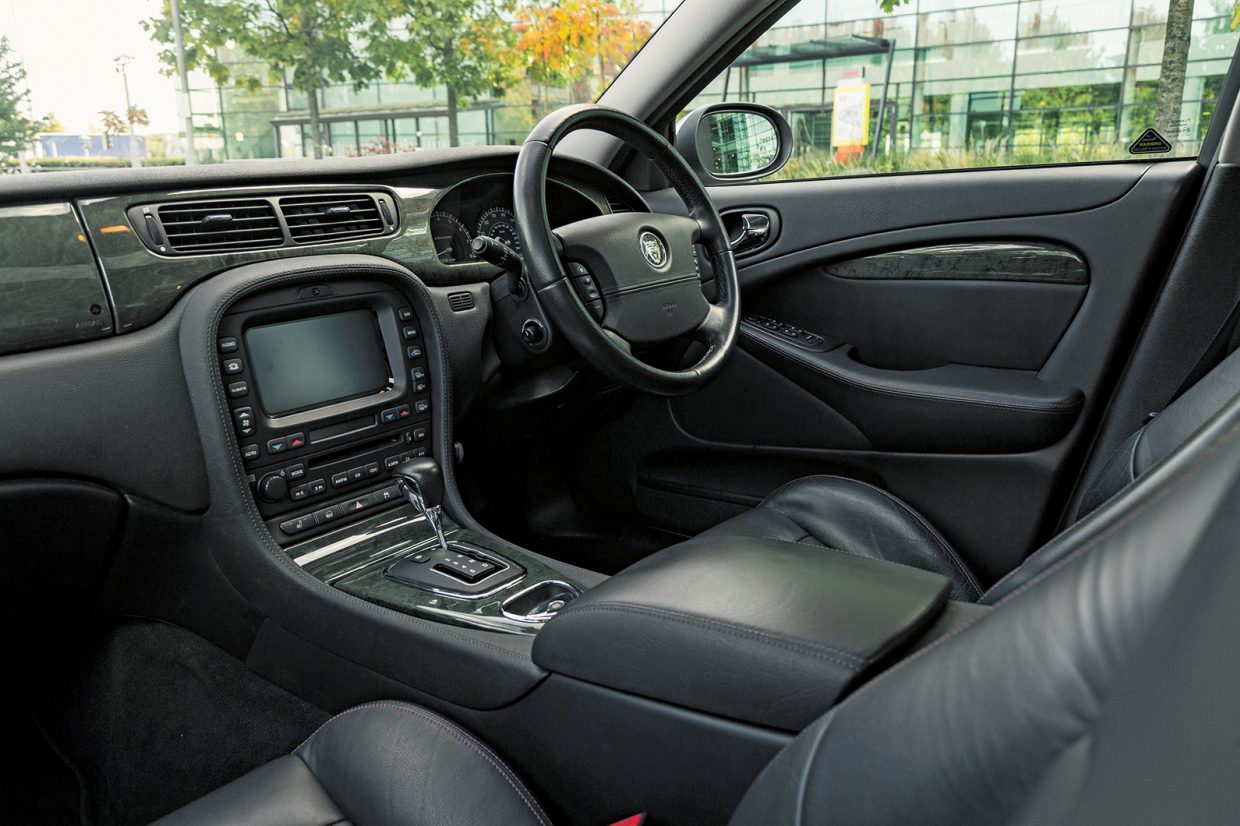 Supersaloon showdown: BMW M5 vs Jaguar S-type R vs Maserati ...