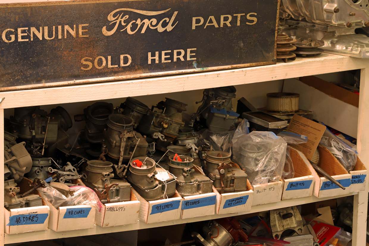 Also in my garage: American classic cars and automobilia | Classic ...