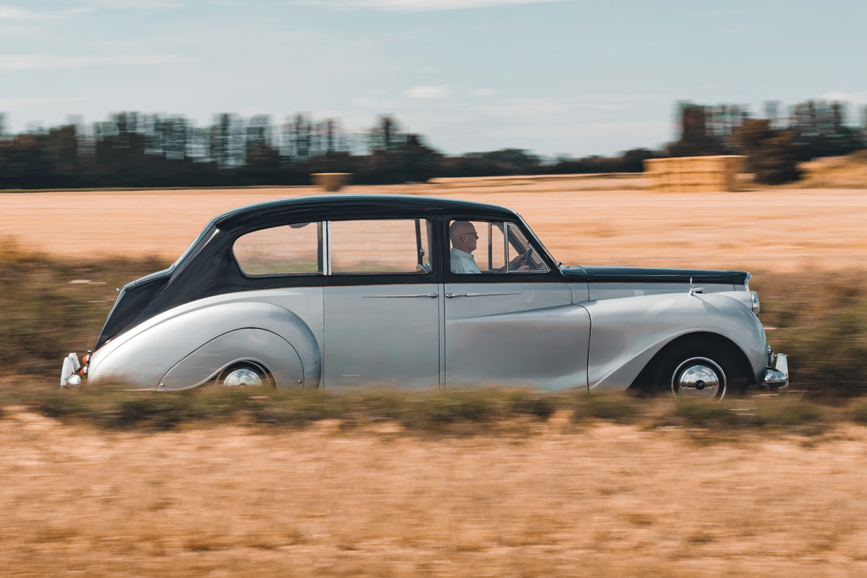 Austin Sheerline vs Vanden Plas Princess: the Longbridge Daimlers ...