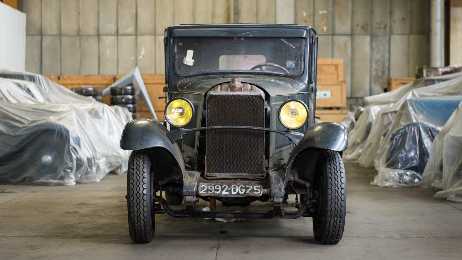 Incredible hoard of forgotten classic cars to be sold at auction ...