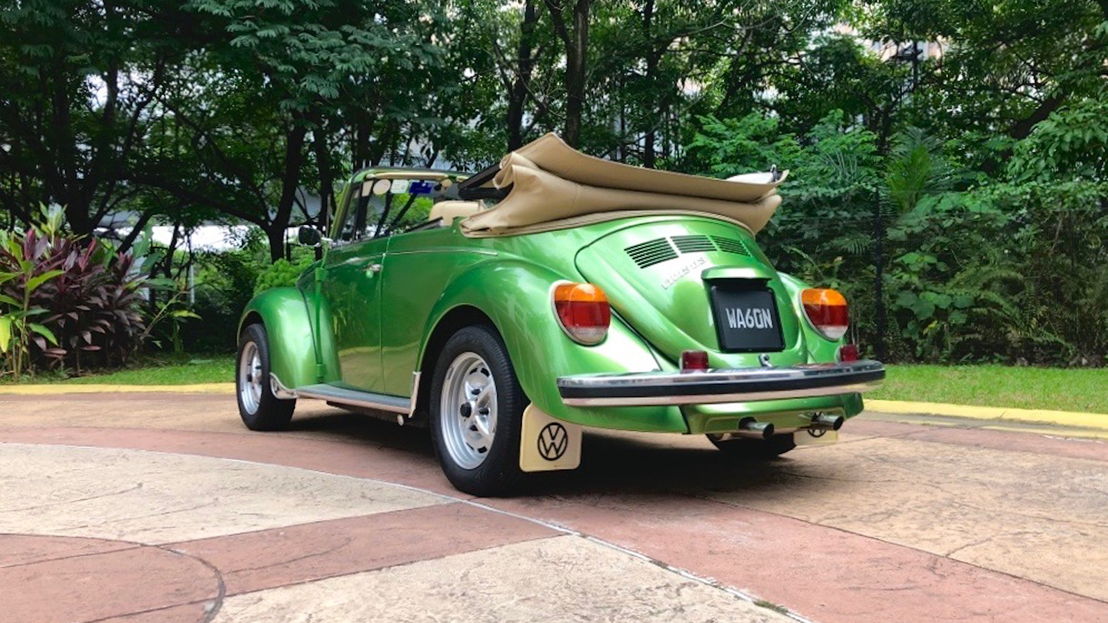 Who’s next for this ex-Roger Daltrey classic Beetle? | Classic & Sports Car