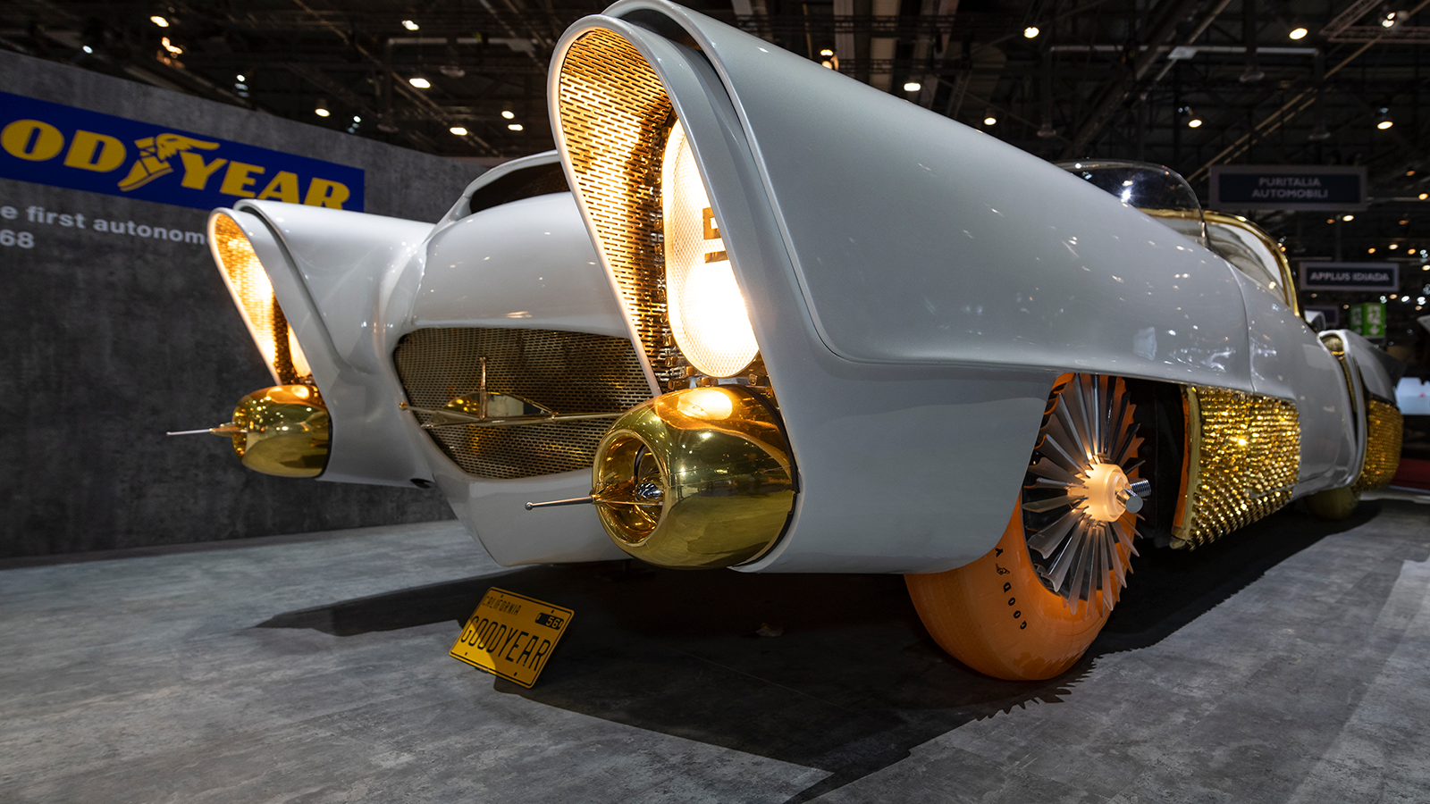 This outrageous custom classic has serious wow factor | Classic ...