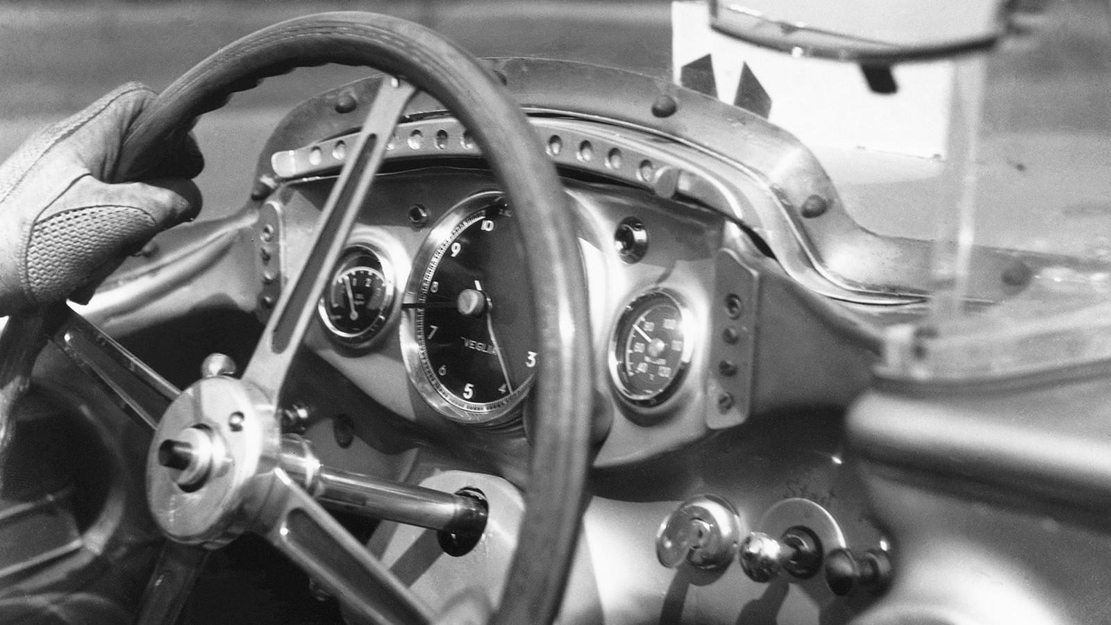 A tribute to Britain's greatest racing driver, Sir Stirling Moss 1929 ...