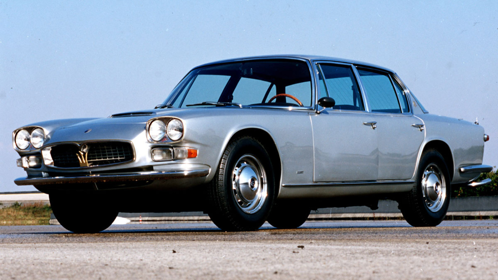 More-door madness: 20 of the world’s fastest family cars | Classic ...