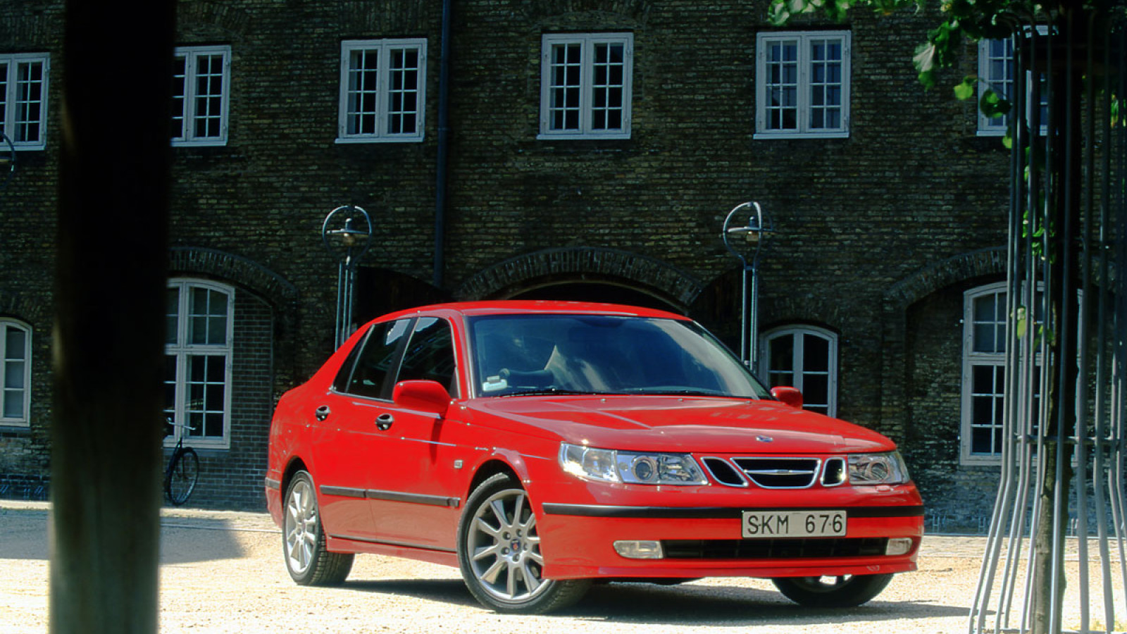 More-door madness: 20 of the world’s fastest family cars | Classic ...