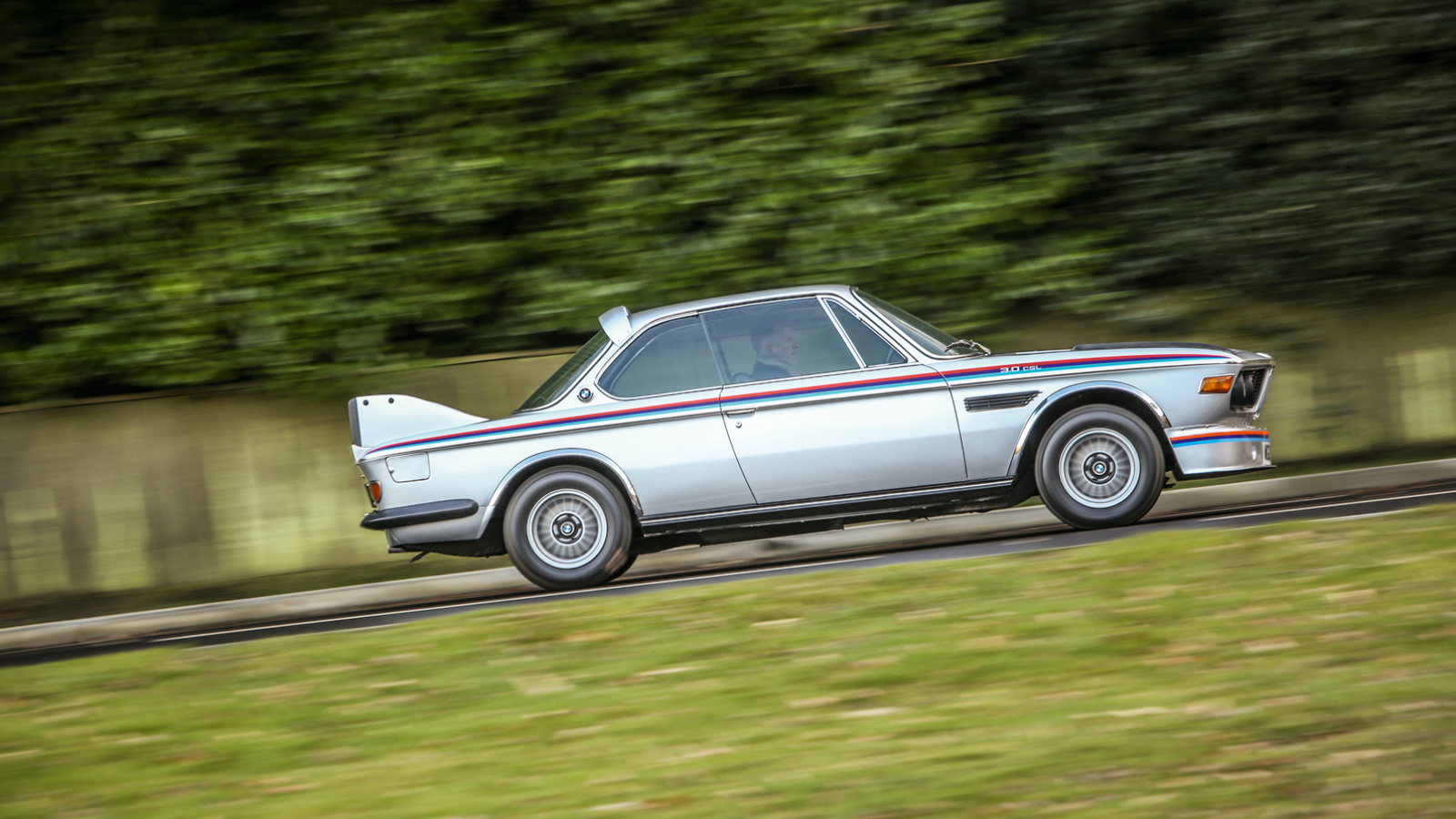 15 cool classics that rocked huge wings | Classic & Sports Car