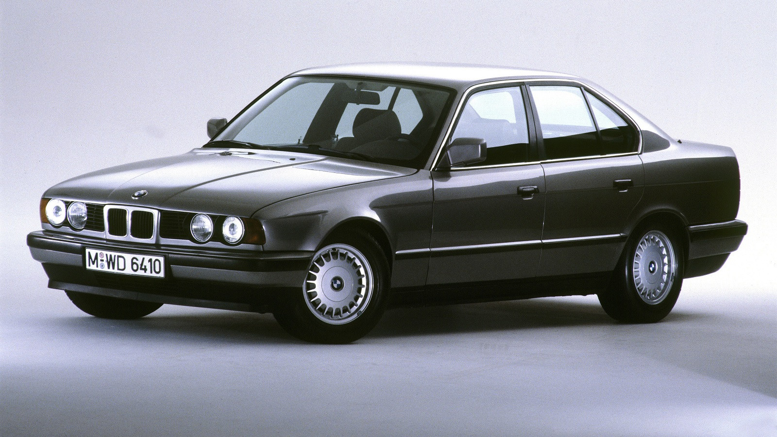 50 years of the BMW 5 Series | Classic & Sports Car