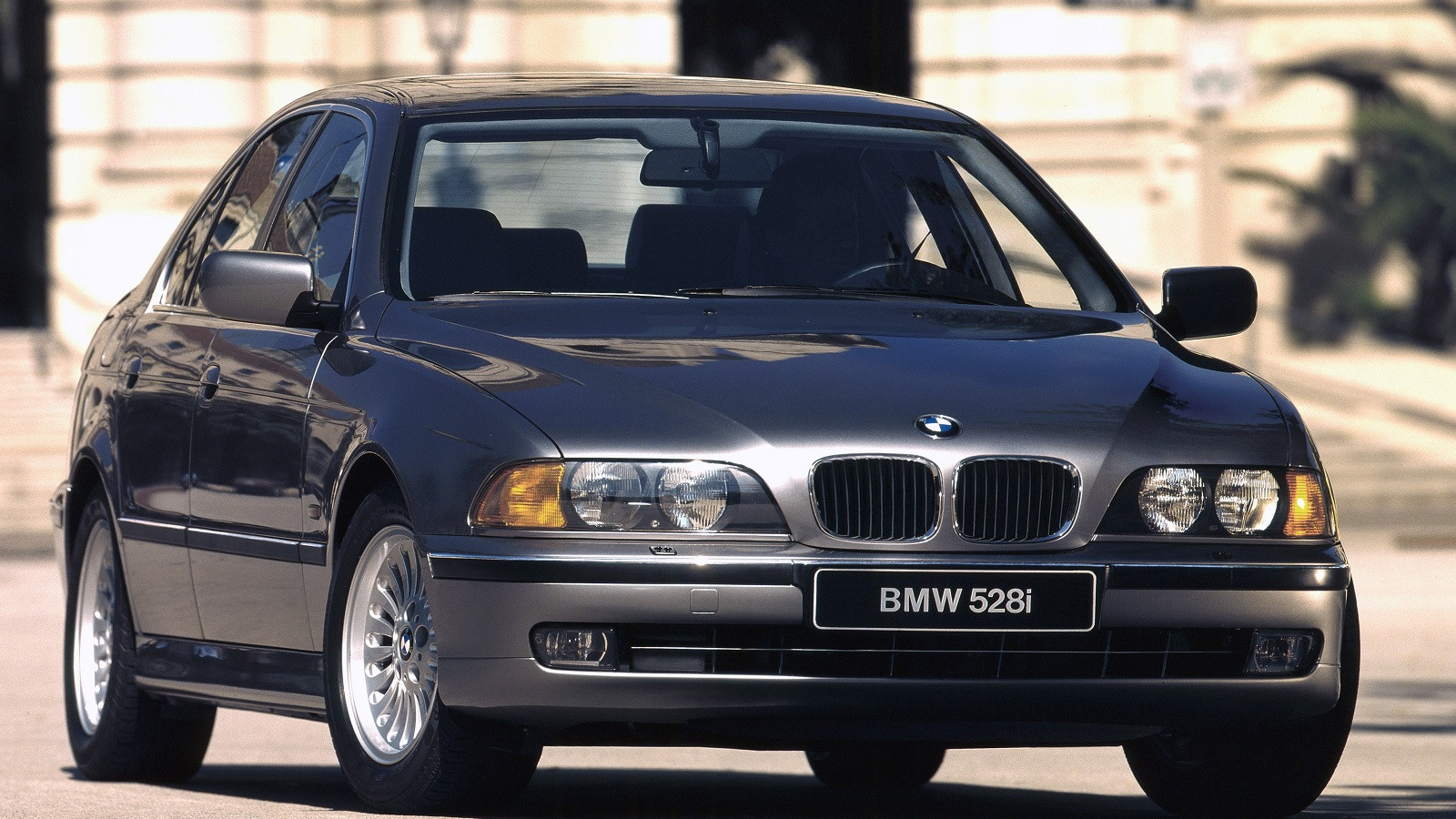 50 years of the BMW 5 Series | Classic & Sports Car