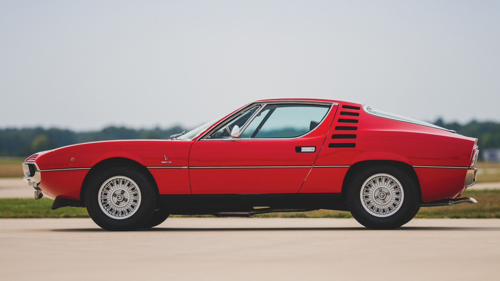 26 classic golden-era GTs | Classic & Sports Car