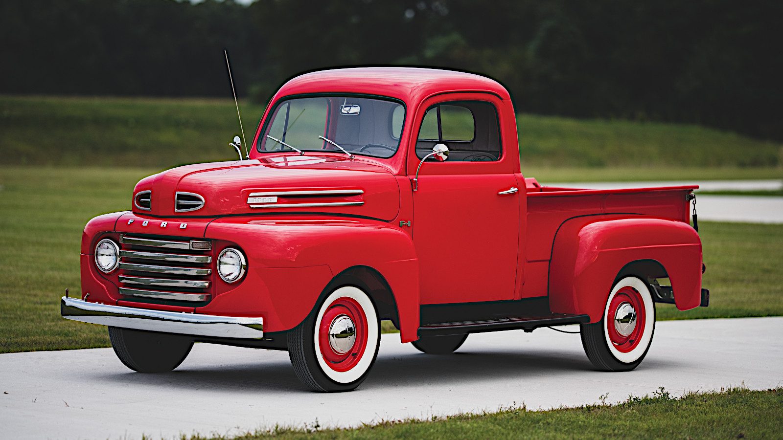 30 wonderfully utilitarian classic cars | Classic & Sports Car