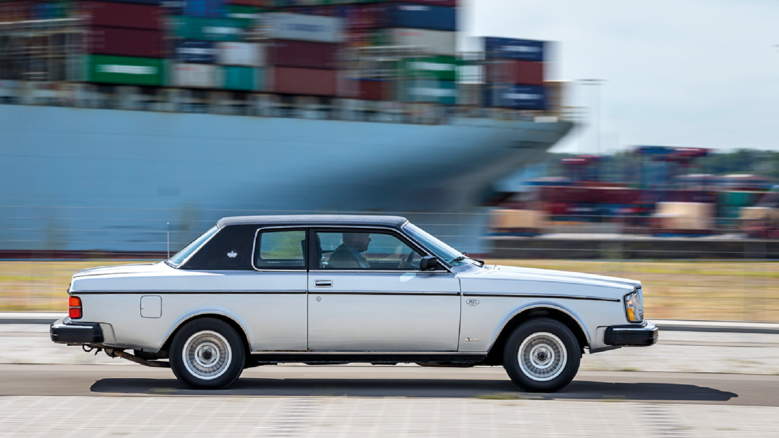 30 V6 classic car greats | Classic & Sports Car