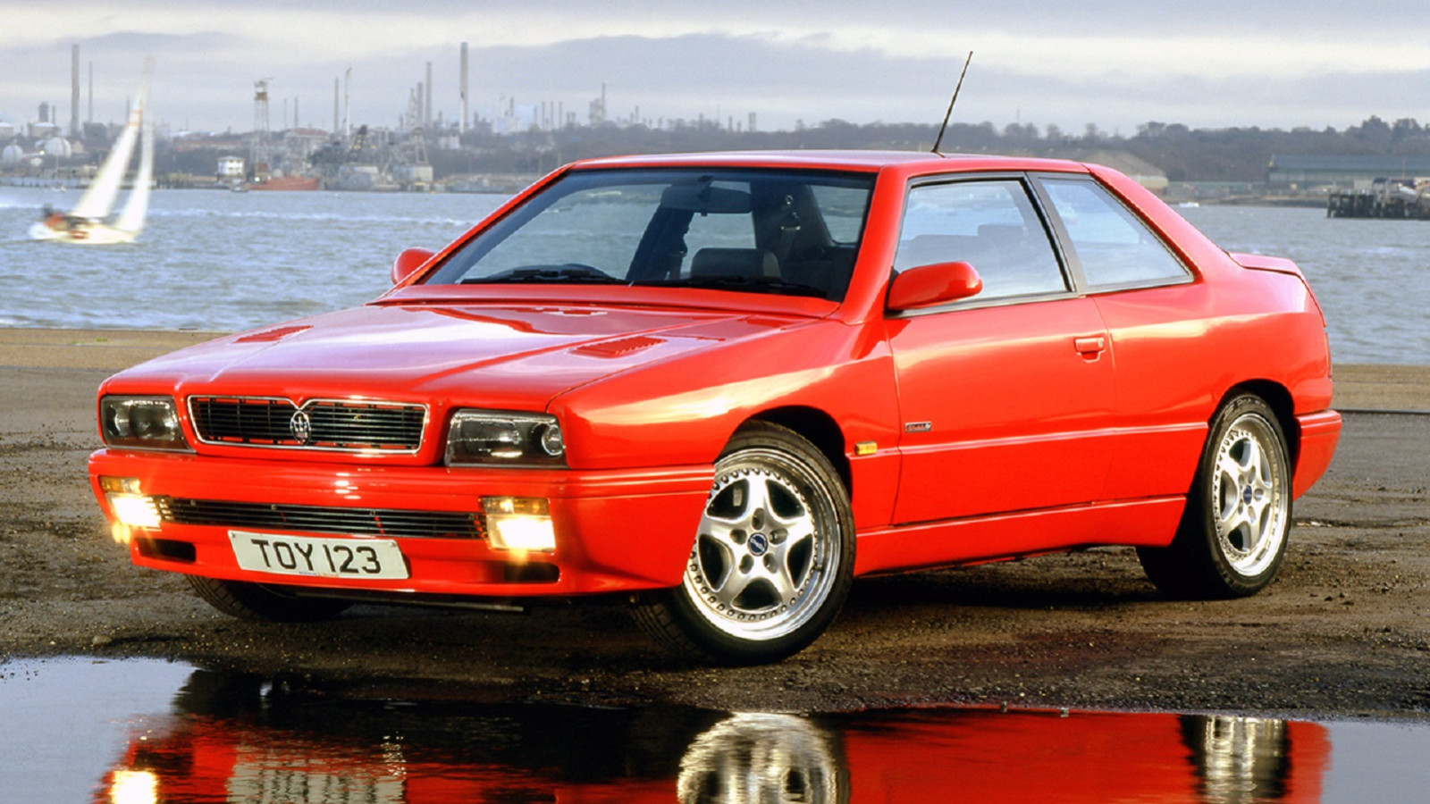 30 V6 classic car greats | Classic & Sports Car