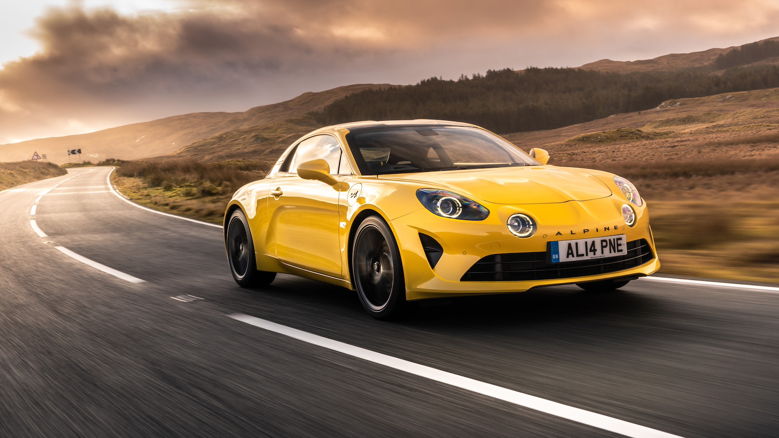 20 retro classic cars that were great in their own right | Classic ...