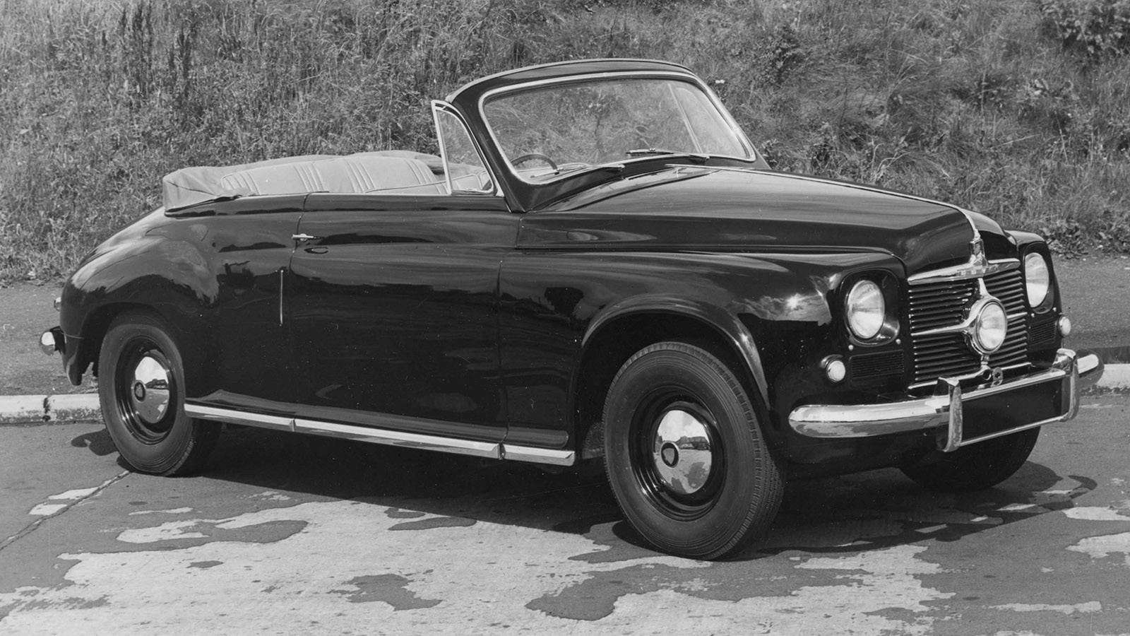 75 years of the Rover P4 | Classic & Sports Car