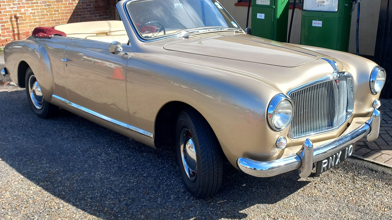 75 years of the Rover P4 | Classic & Sports Car