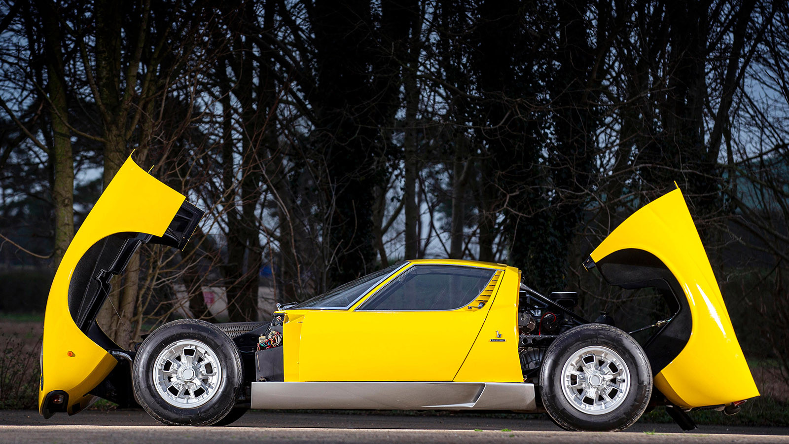 20 classic cars with clamshell bonnets | Classic & Sports Car