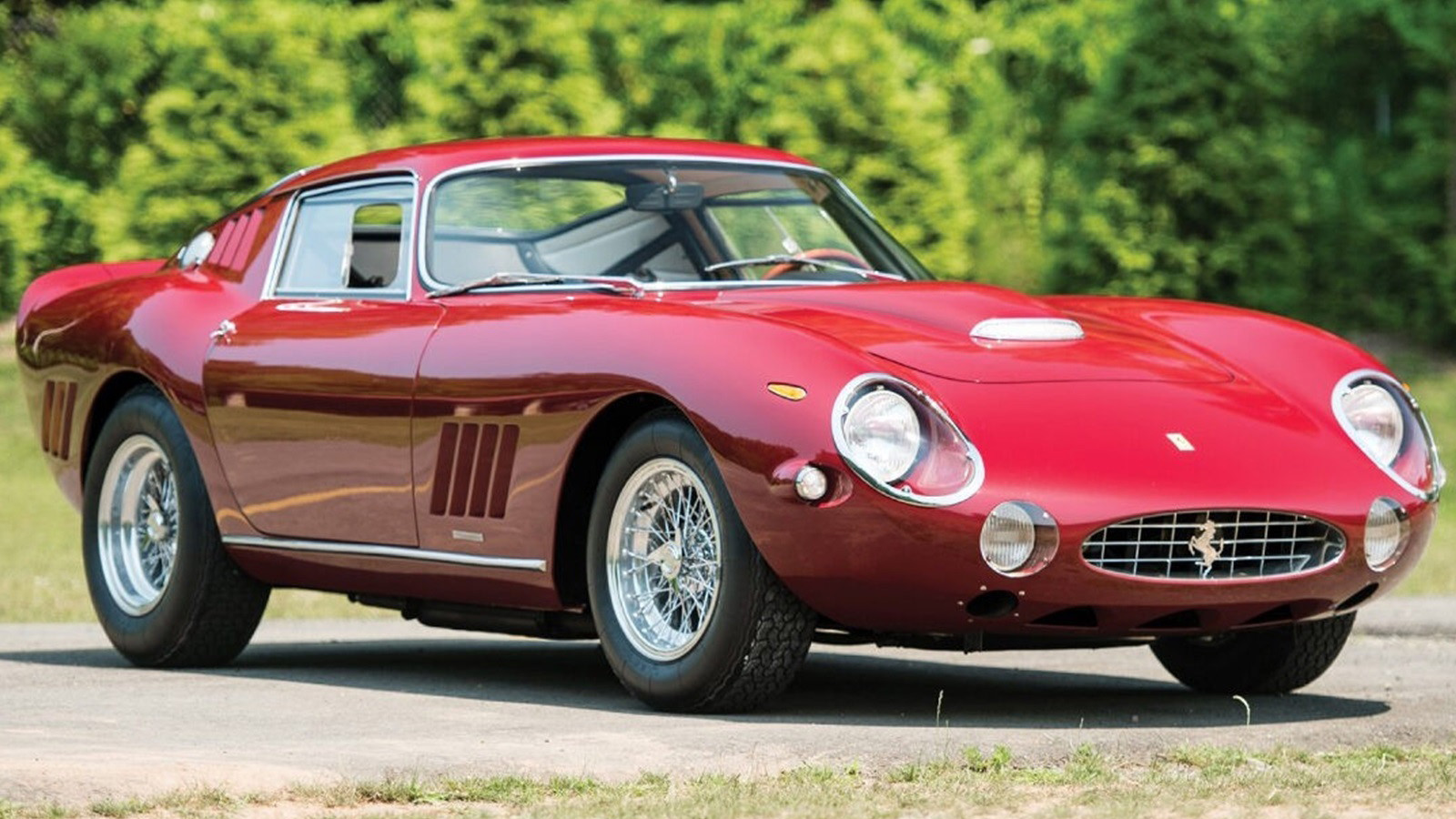 Ferrari 275 at 60 | Classic & Sports Car