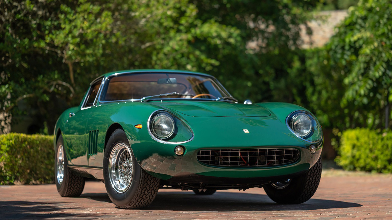 Ferrari 275 at 60 | Classic & Sports Car