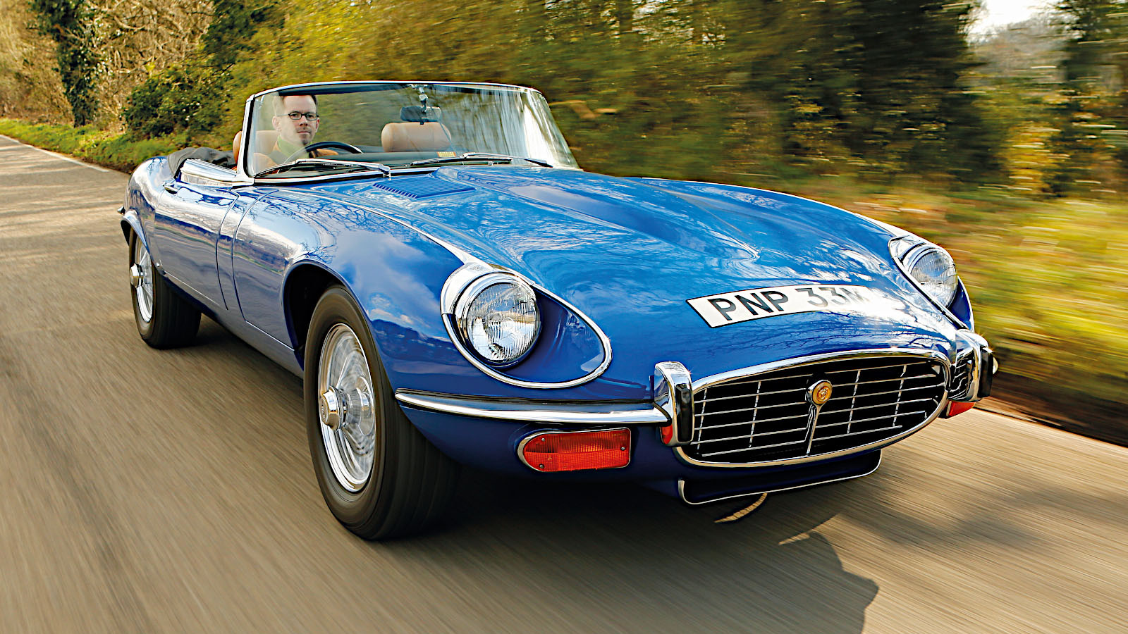 29 fast classic roadsters | Classic & Sports Car