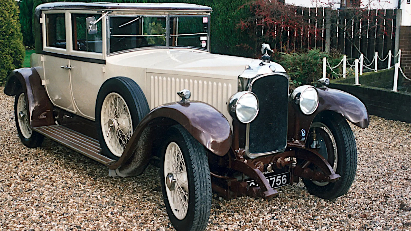 25 Luton-built Vauxhalls | Classic & Sports Car